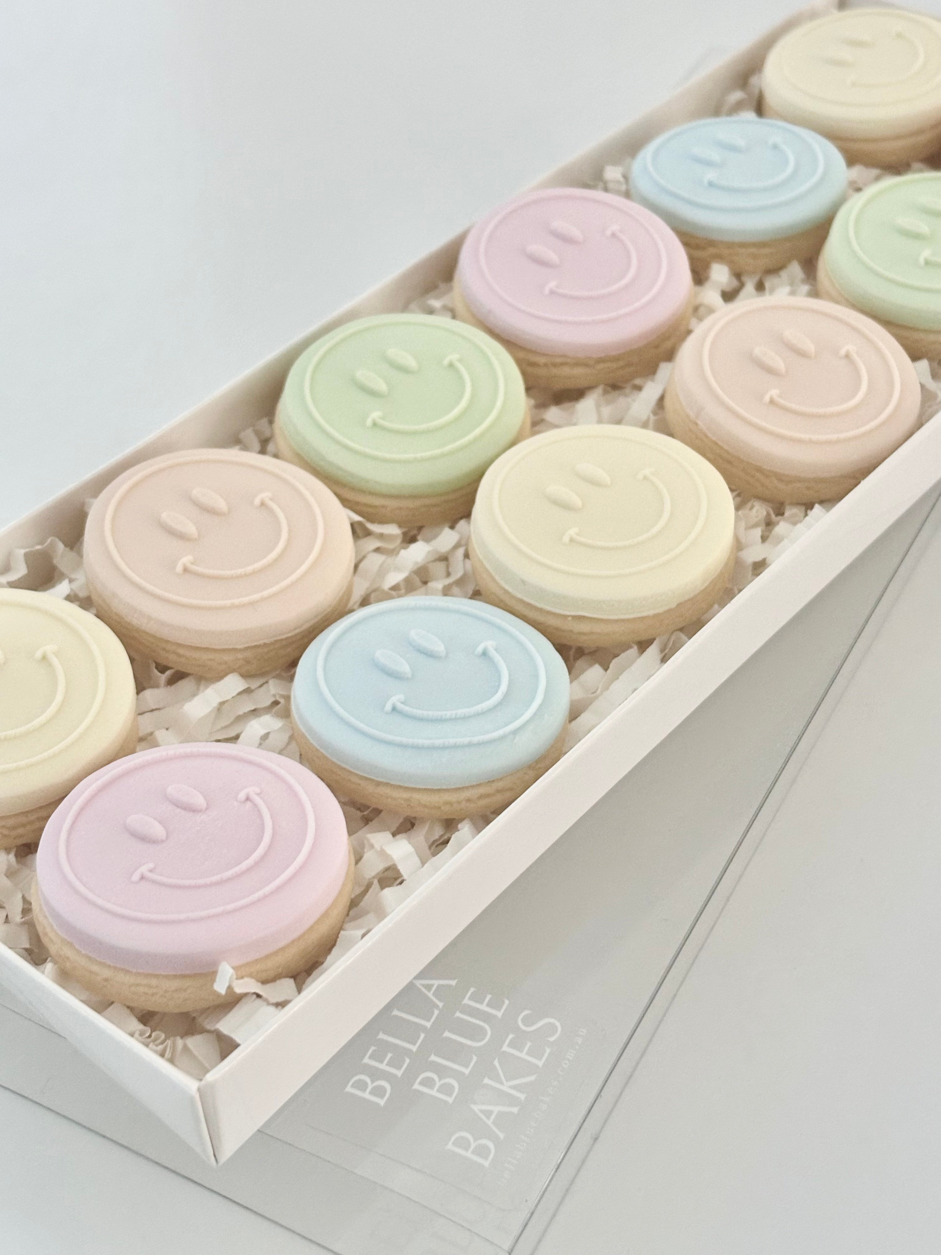 A Dozen Smiles | Bella Blue Bakes